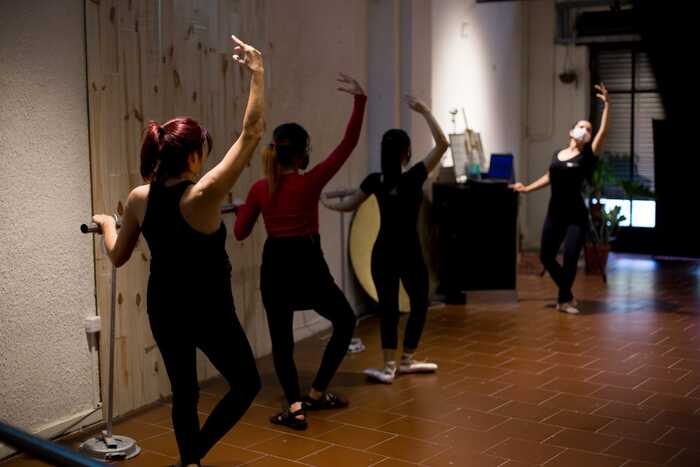 Sobre nosotros :: Jessica Borges Academia de Danzas